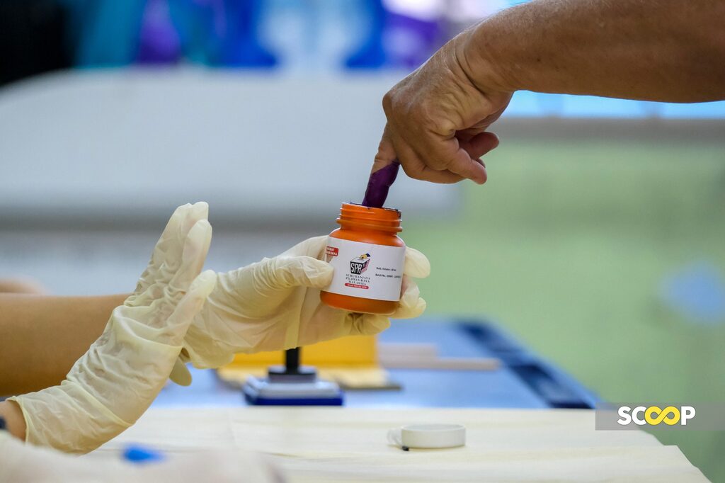 Warga emas meninggal dunia sejurus selepas celup jari dalam botol ...