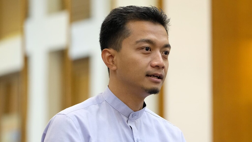 Challenge accepted, Syahir to debate Rafizi on economic affairs | Scoop
