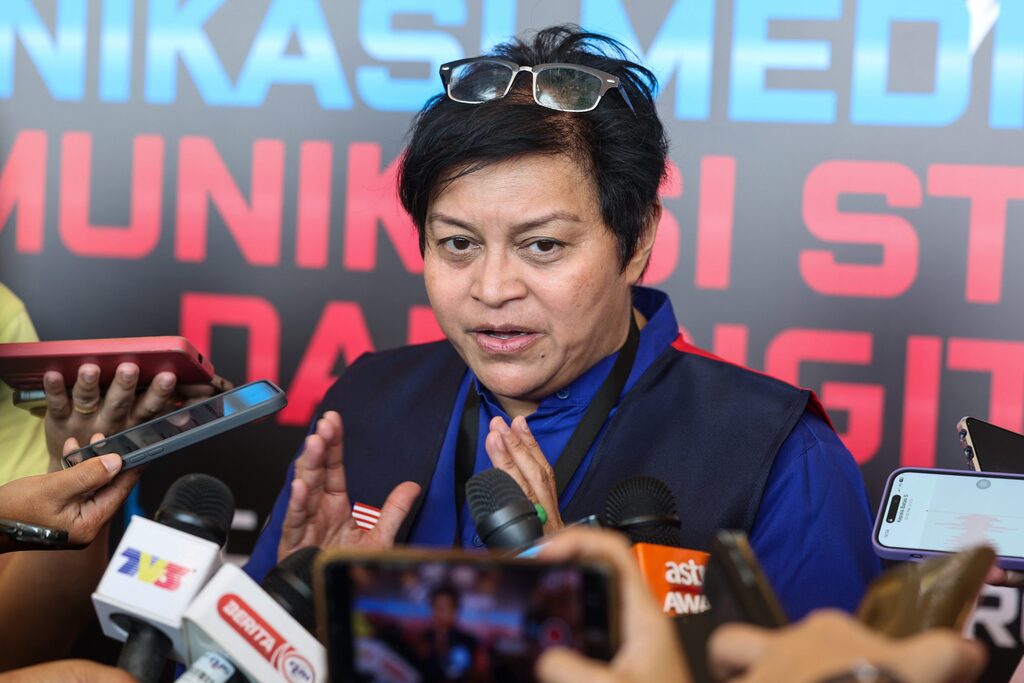 Task force to look into law reform in line with Madani economy: Azalina ...