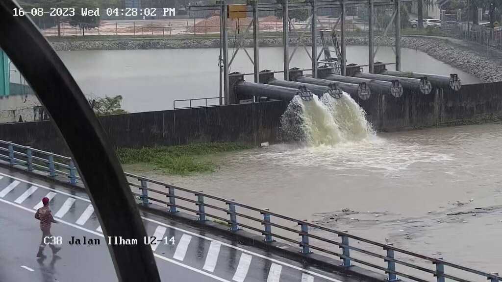 ‘Sistem perparitan daerah ini perlu diselenggara lebih baik elak banjir ...