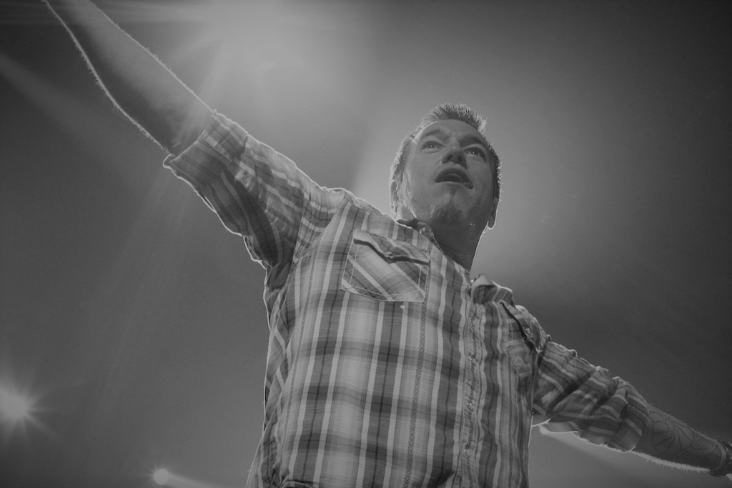 Former Smash Mouth frontman Steve Harwell dies aged 56 | Scoop