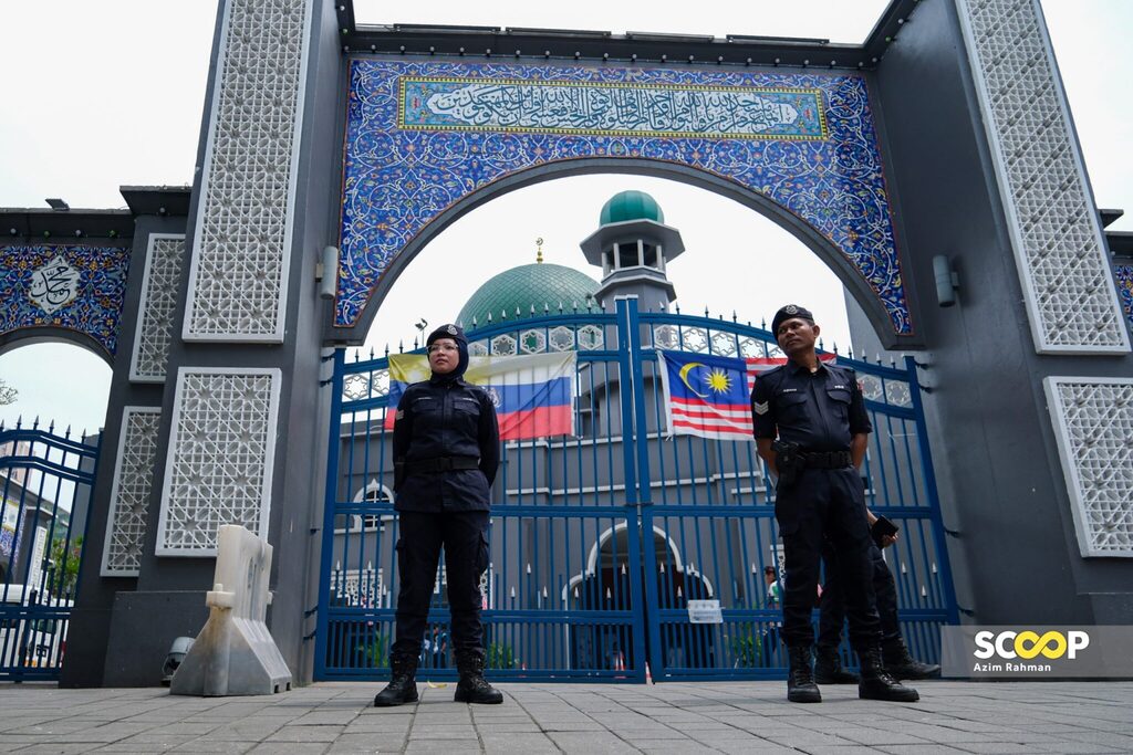 Himpunan Selamatkan Malaysia berarak ke Sogo, Dataran Merdeka | Scoop