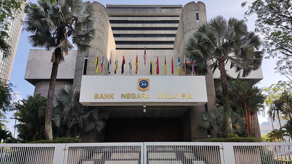 RM50.39 mil in fines issued by Bank Negara to nine companies last year ...