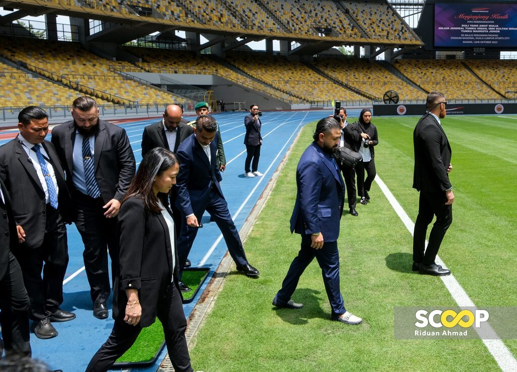 Hannah Yeoh commits to elevating football standards with Zeon Zoysia ...