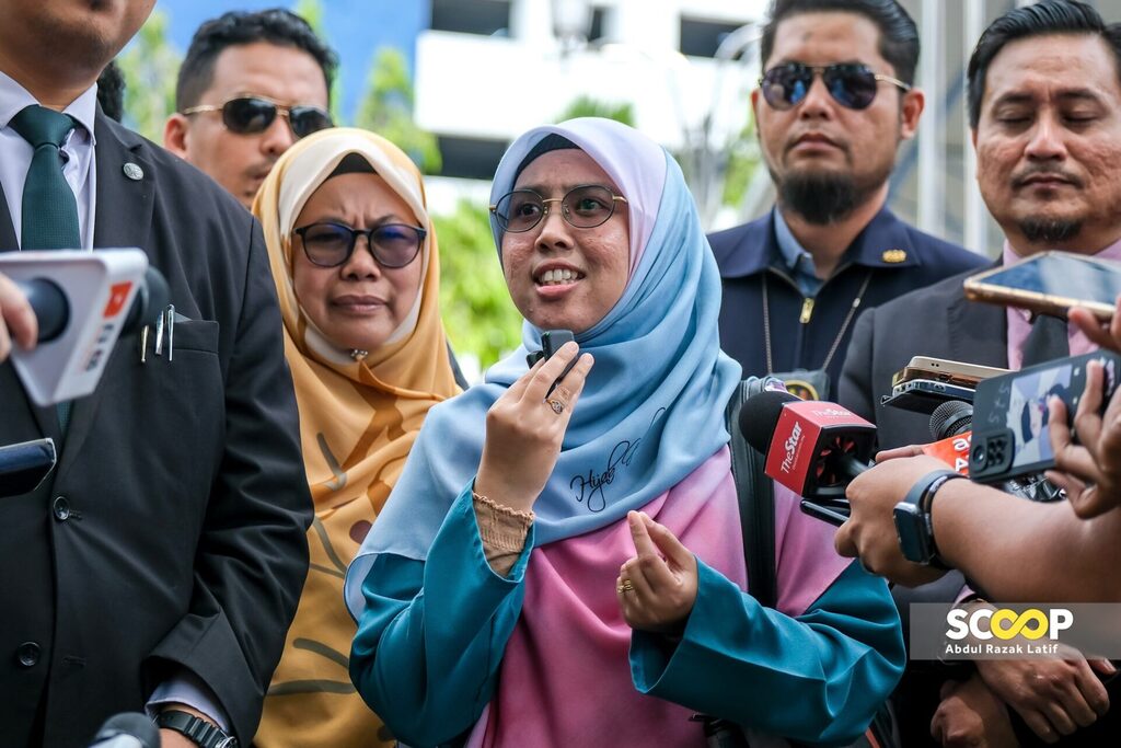 [UPDATED] DAP figures sue PAS’ Siti Mastura over ‘Chin Peng-Kuan Yew ...