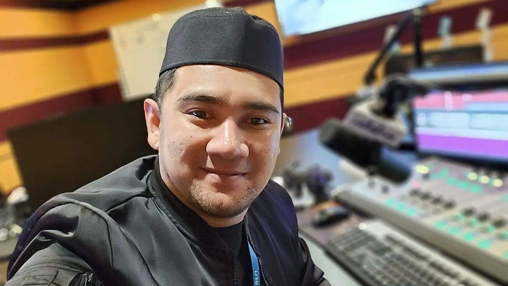 Lebih setahun berganding dengan Mek Zura, akhirnya Fizie Roslan ucap ...