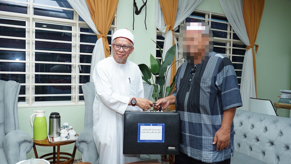 'Rolex untuk Palestin' milik bekas Mufti kini kepunyaan 'Hamba Allah ...