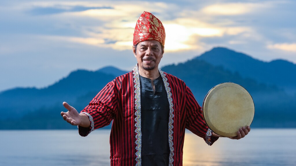 ‘Lagu Lemak Manis viral hingga negara luar kerana saya tidak memusuhi ...