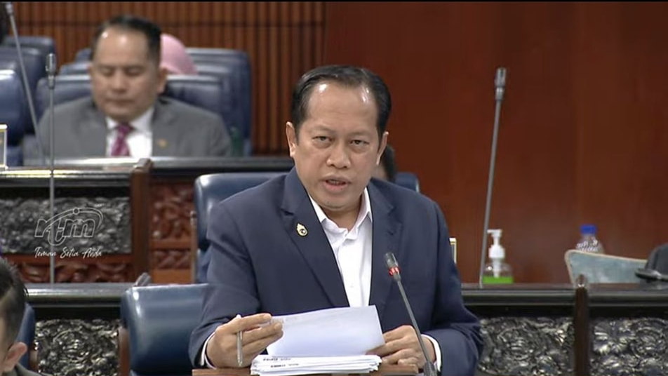 Draf perundangan Cukai Barangan Bernilai Tinggi di peringkat akhir: Ahmad Maslan | Scoop