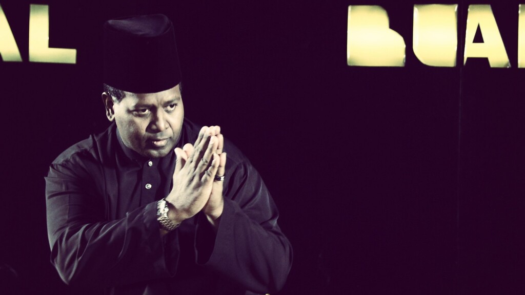 Singapore cops arrest nation’s Silat Federation CEO over financial ...