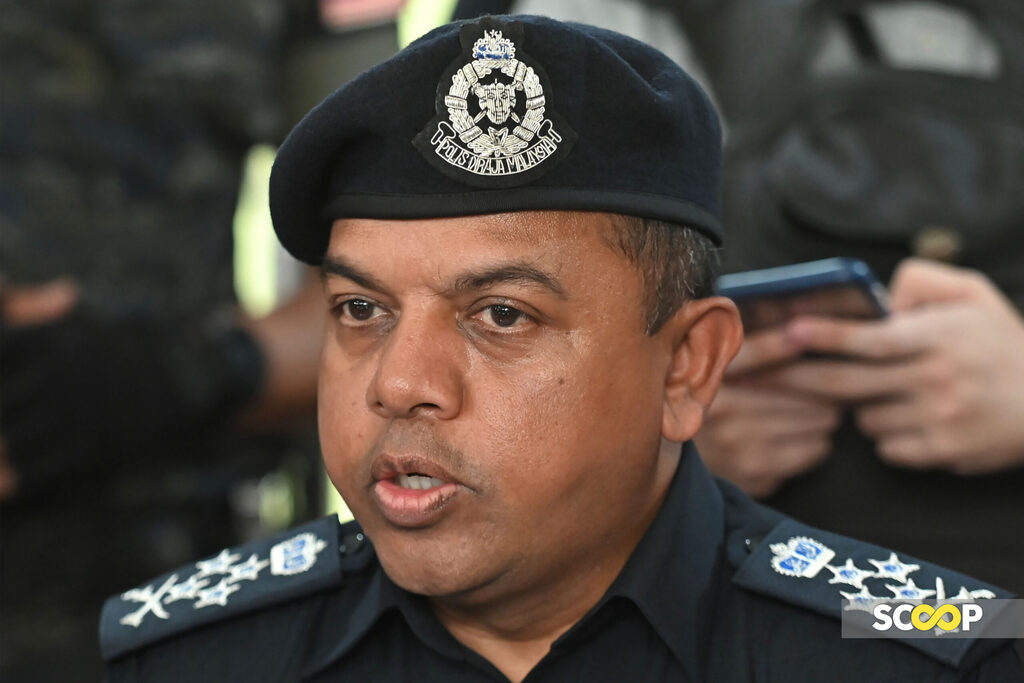 PRK Kemaman: Isu 3R, polis siasat Muhyiddin | Scoop