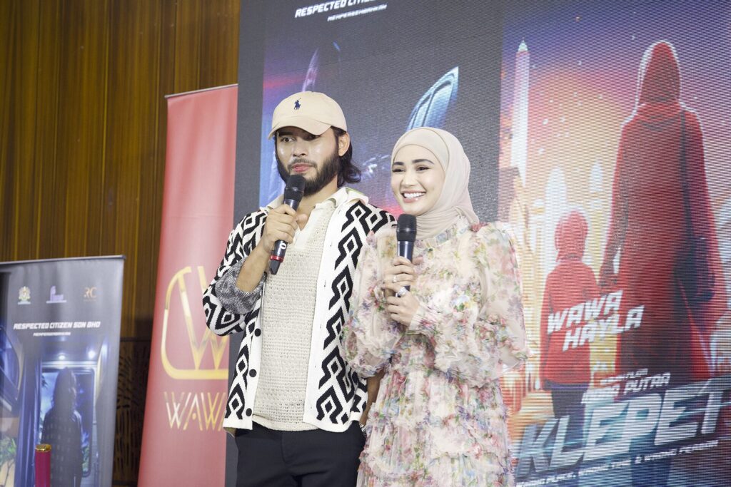Strategi Wawa, Aeril tampilkan tiga 'hot guys' dalam filem Klepet | Scoop
