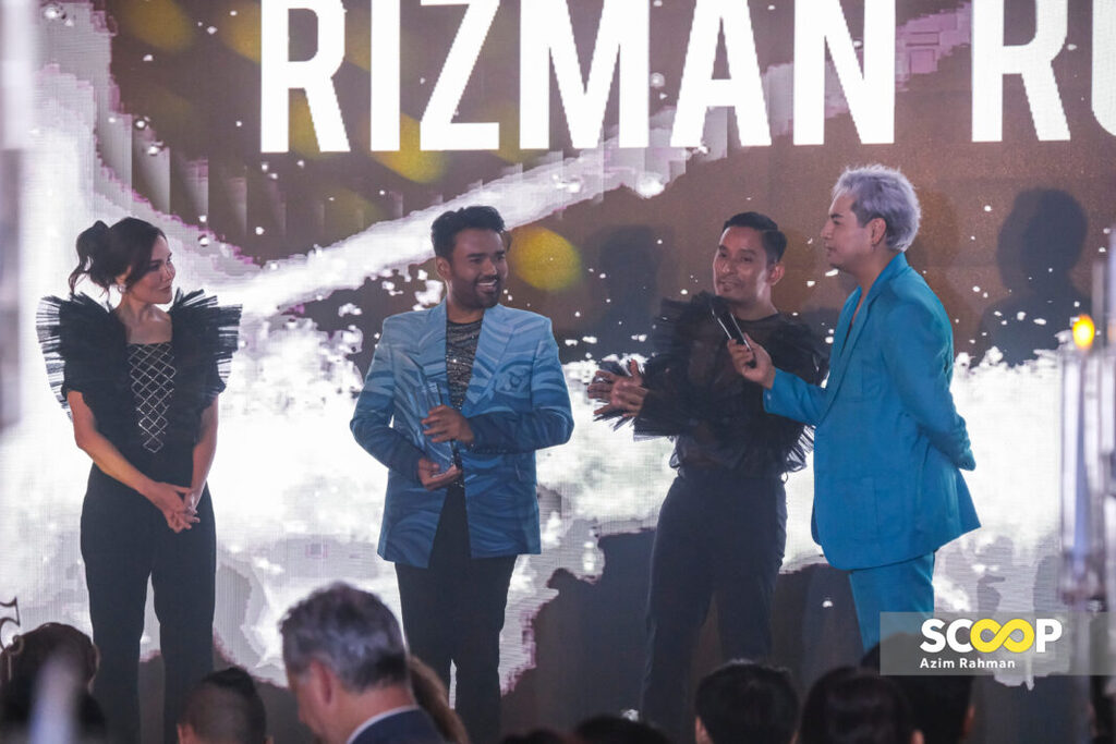 Rizman Ruzaini dinobat jenama fesyen terbaik di KLFA 2023 | Scoop