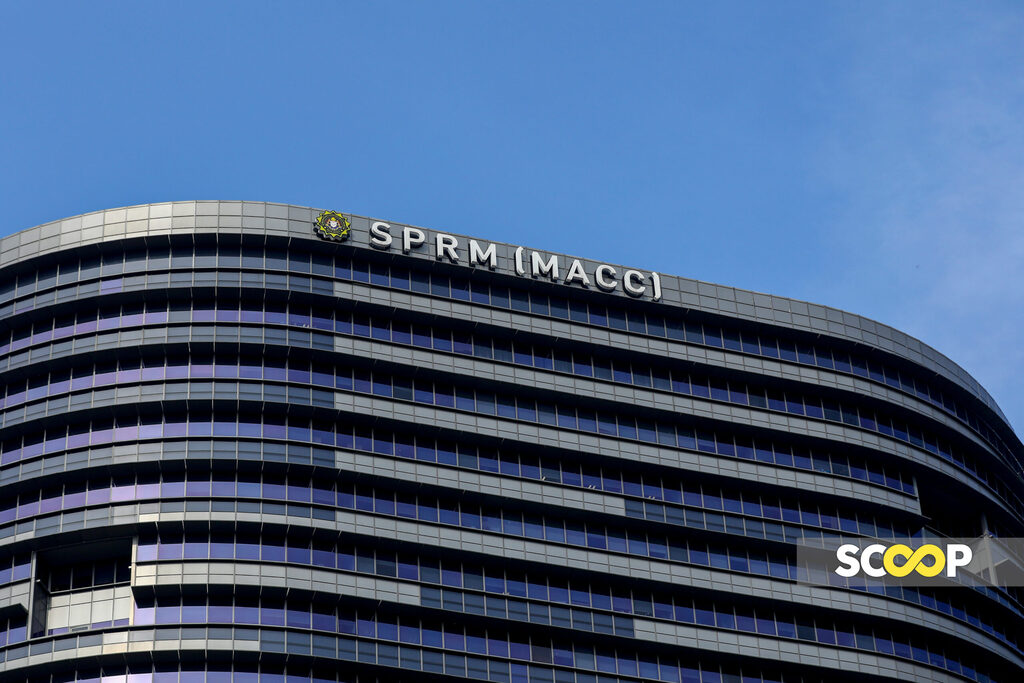 Kes seleweng dana negara RM2.3 bilion: SPRM sita menara Ilham | Scoop