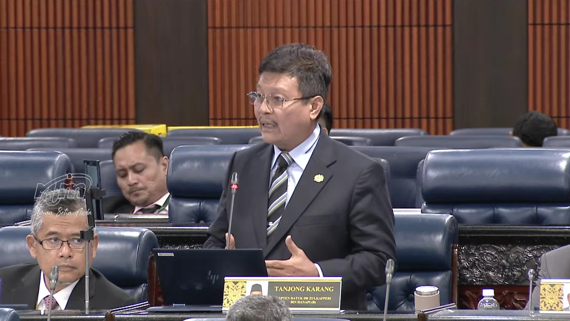 Setia dengan Bersatu tapi sokong Anwar: Zulkafperi | Scoop