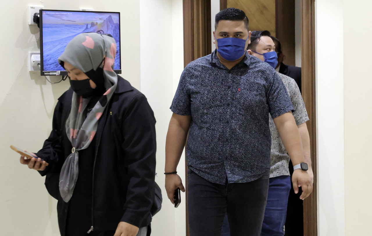 Sabah politician’s son charged with impersonating top MACC officers | Scoop