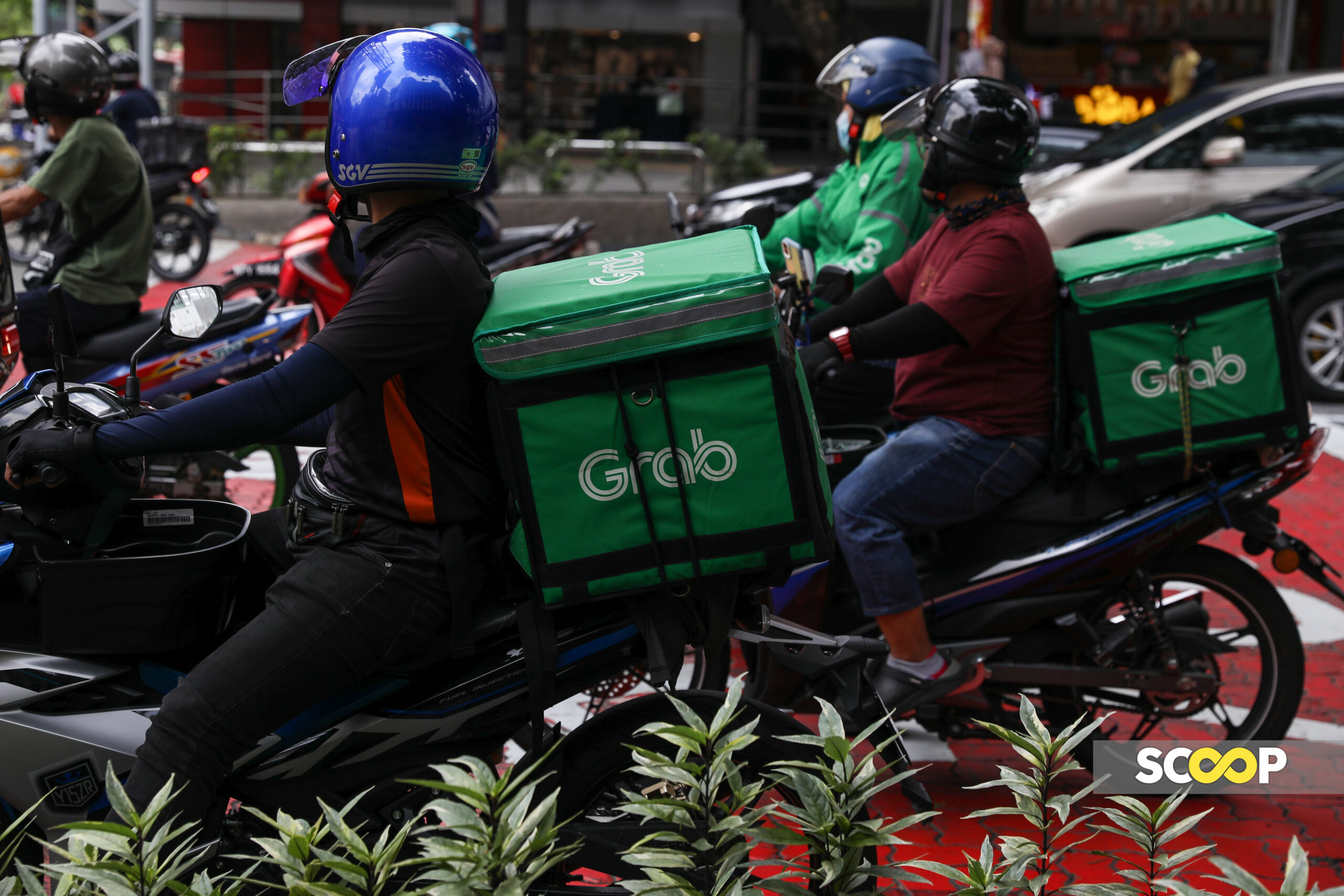 Likely higher income for riders as Grab revises incentives, bonus ...