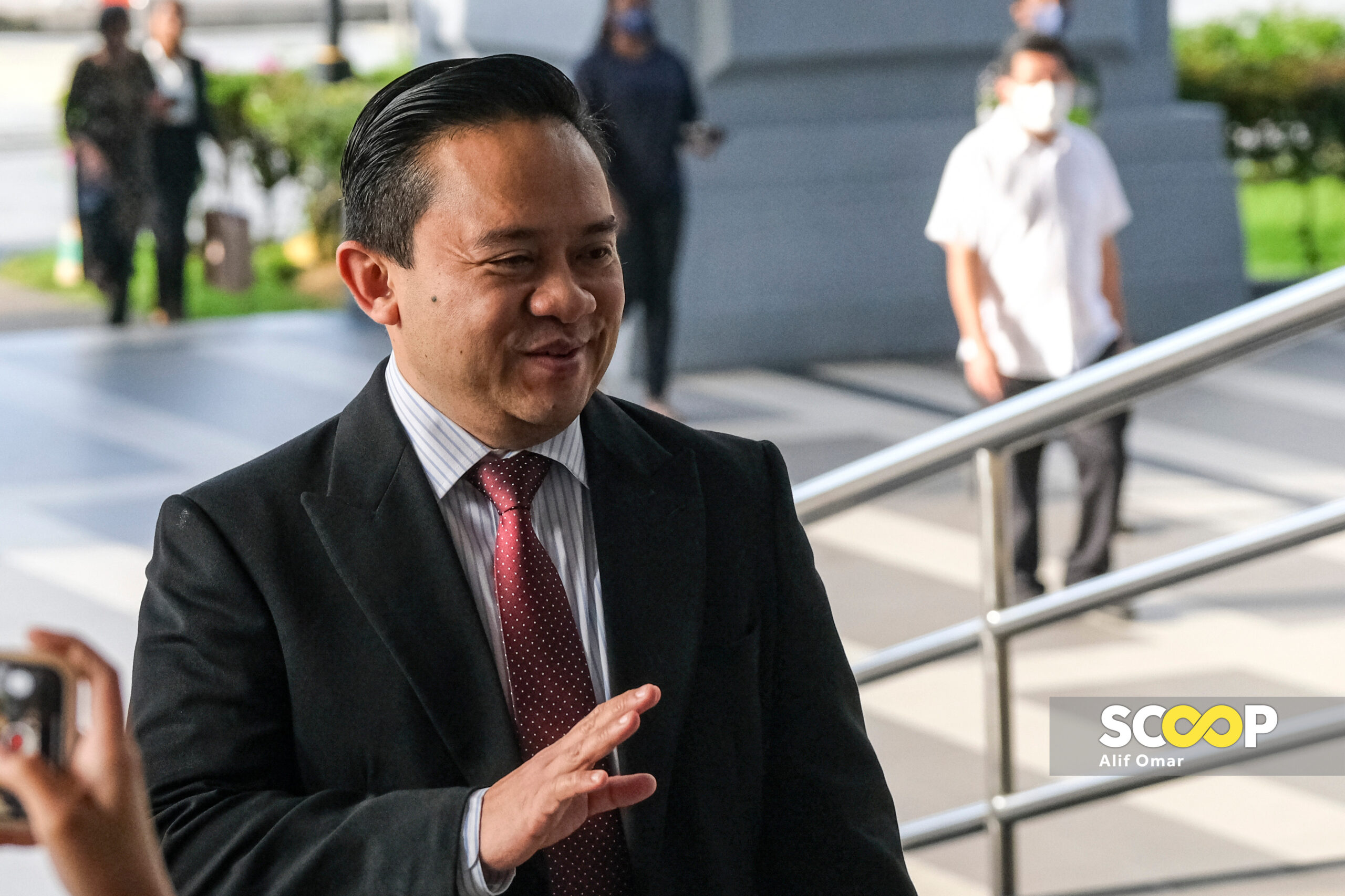 Bankers, politicians among 50 prosecution witnesses in Wan Saiful’s ...
