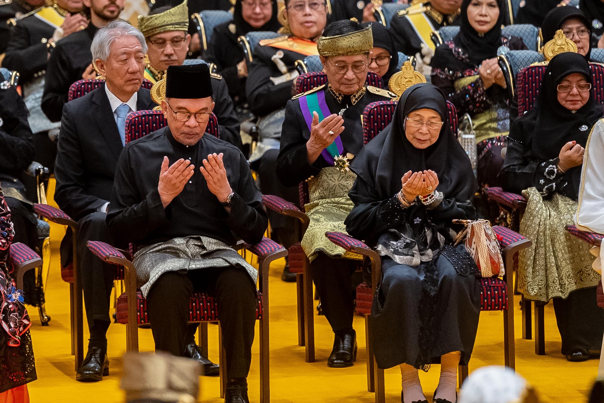 PM dan isteri rai pasangan Pengantin Diraja Brunei | Scoop