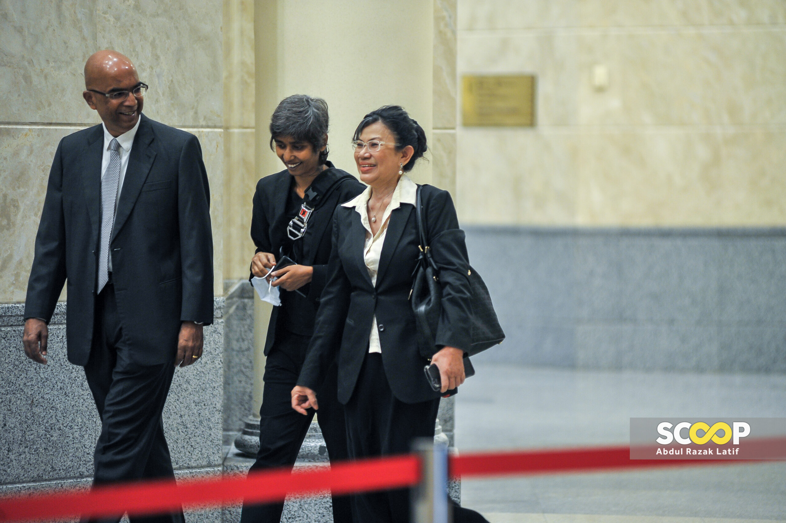 [LIVE] Nik Elin v Kelantan: justices void 16 out of 18 provisions, over ...