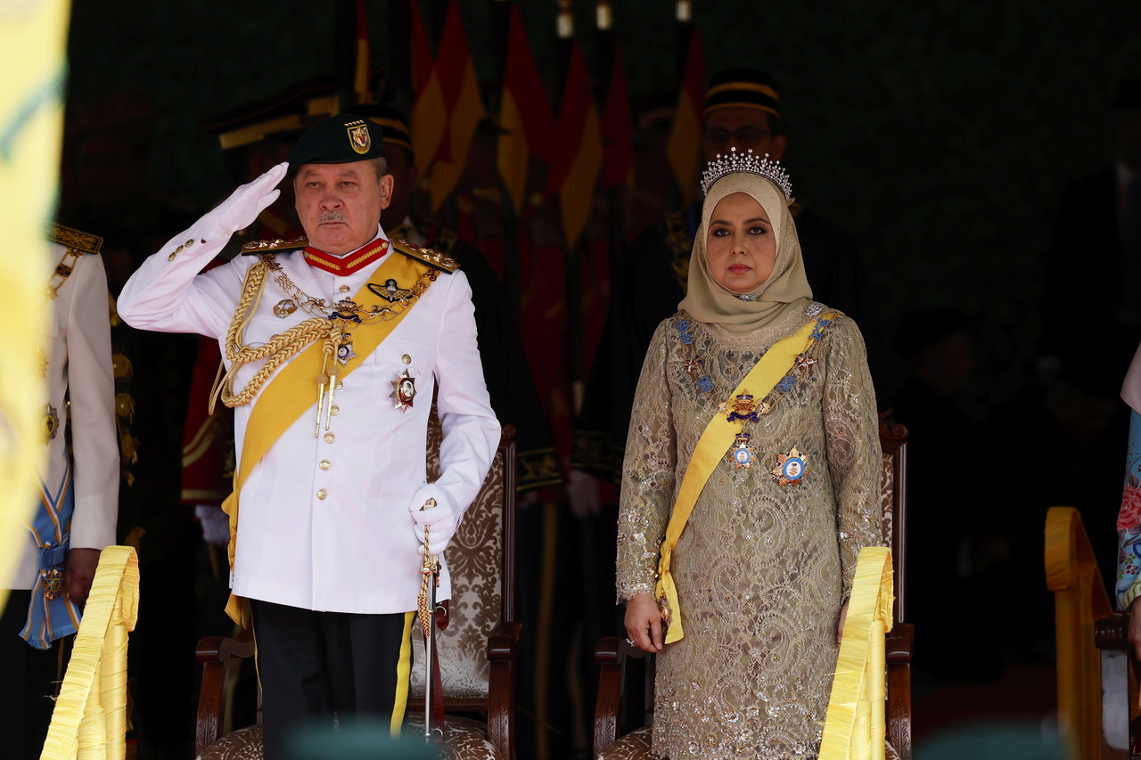 King graces opening of Parliament session | Scoop