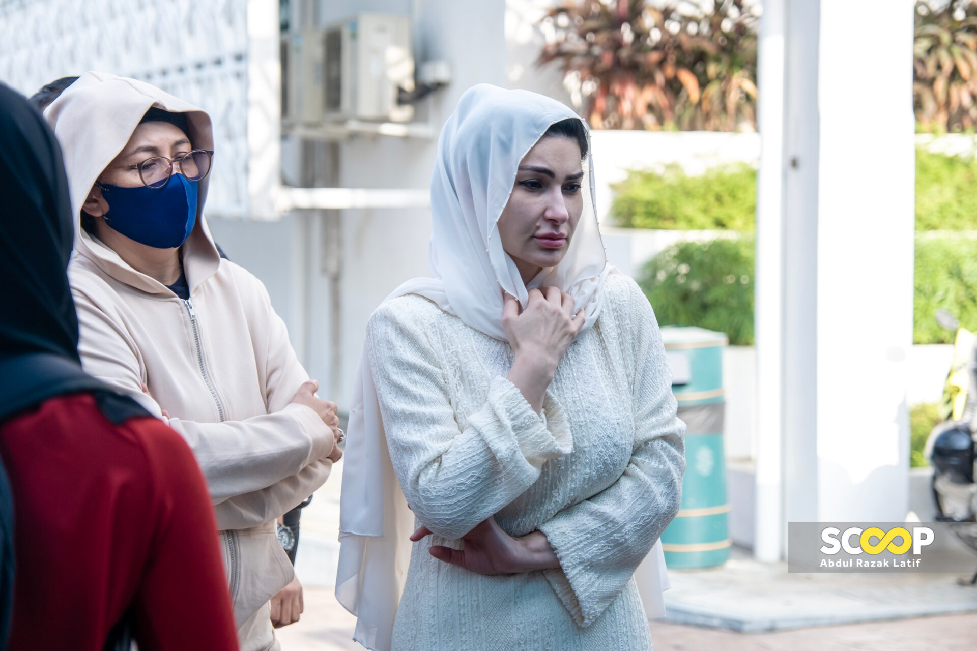 Final farewell: family, friends gather at National Mosque for Taib Mahmud | Scoop