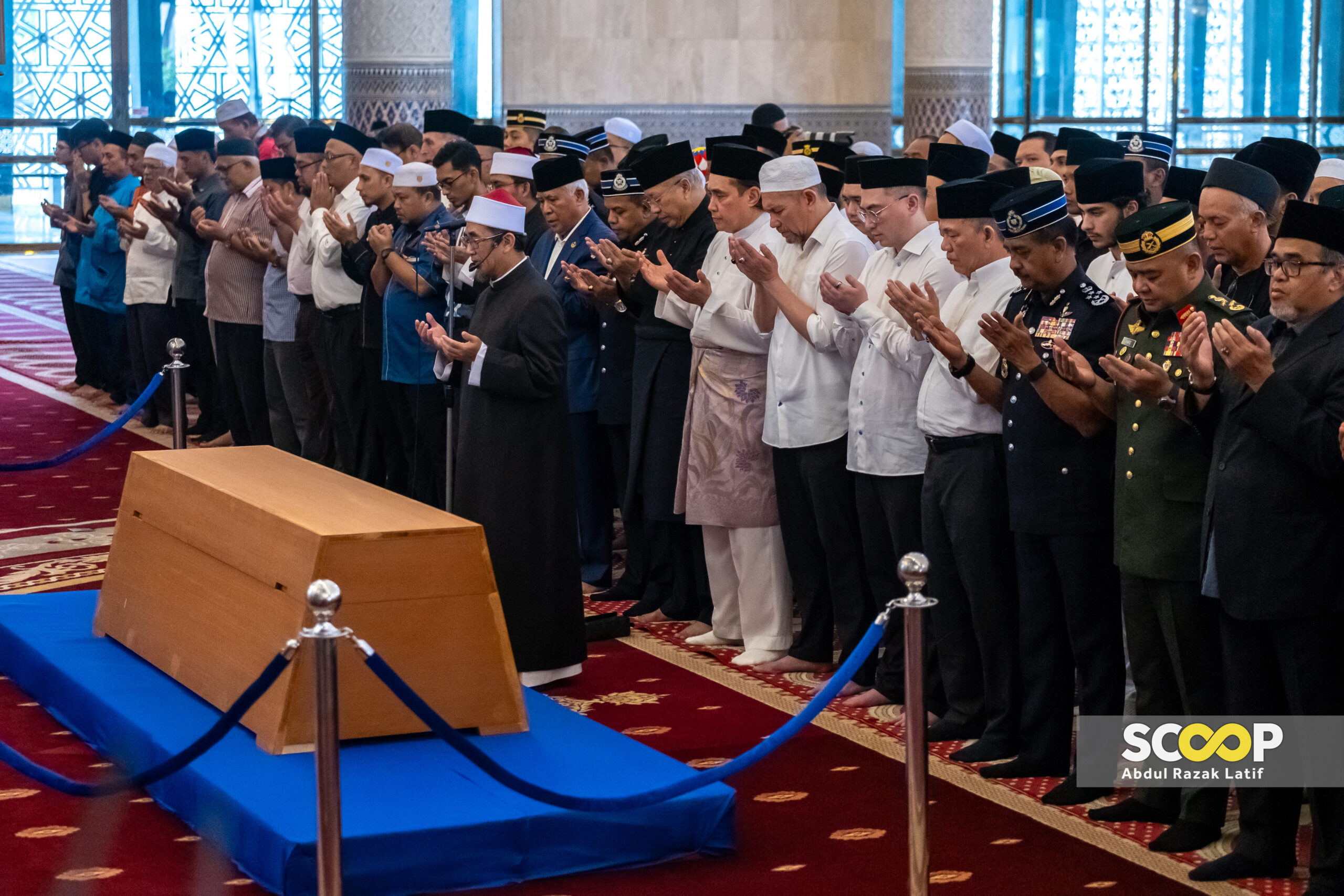 Condolences pour in: leaders express sorrow over demise of ‘true ...