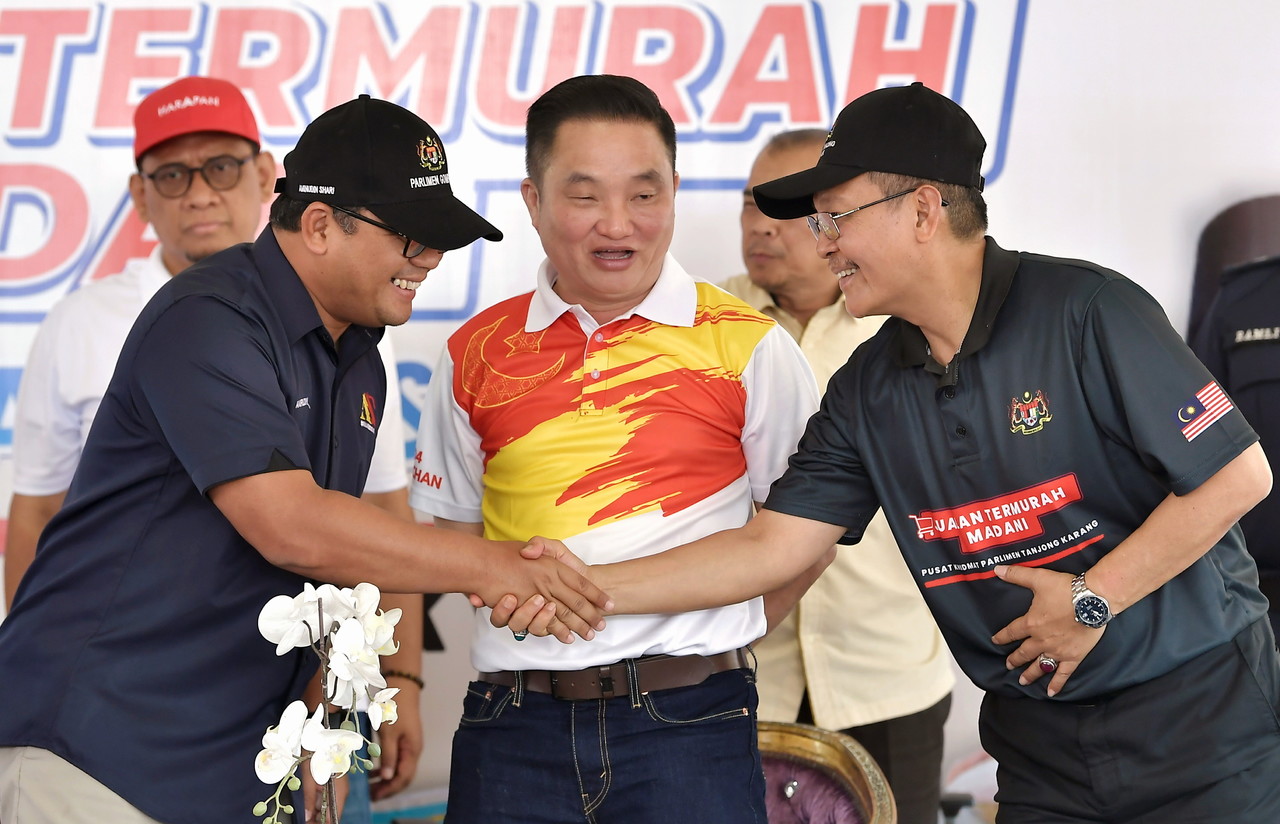 Programmes for my constituents possible because I'm backing Anwar ...