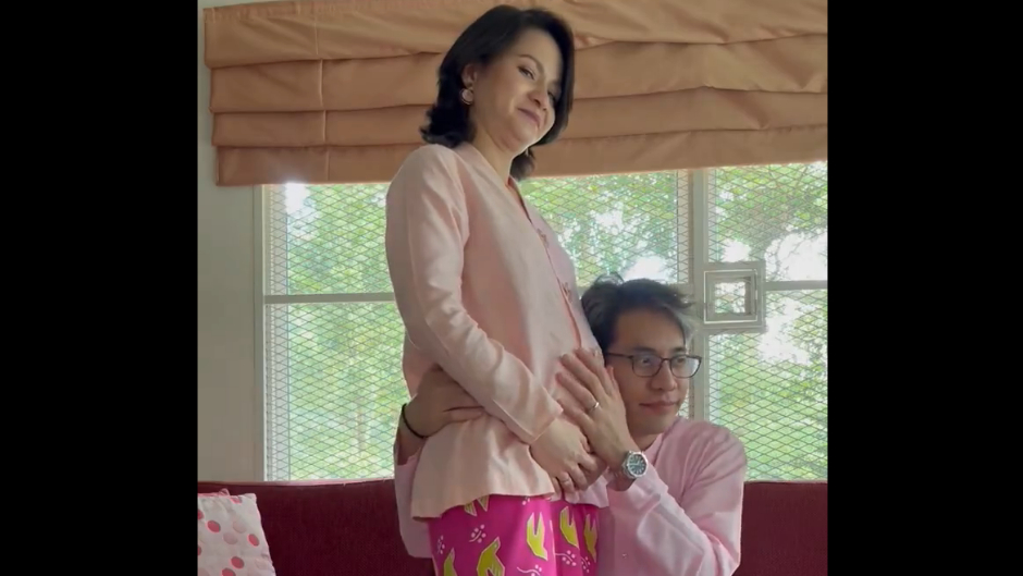 Disahkan hamil anak pertama, Sharifah Amani dan suami terharu bercampur gembira | Scoop