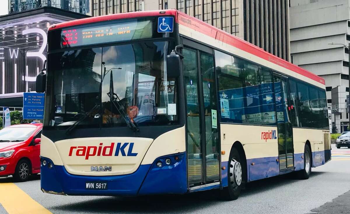 Floods temporarily halt Rapid KL bus services around Brickfields | Scoop