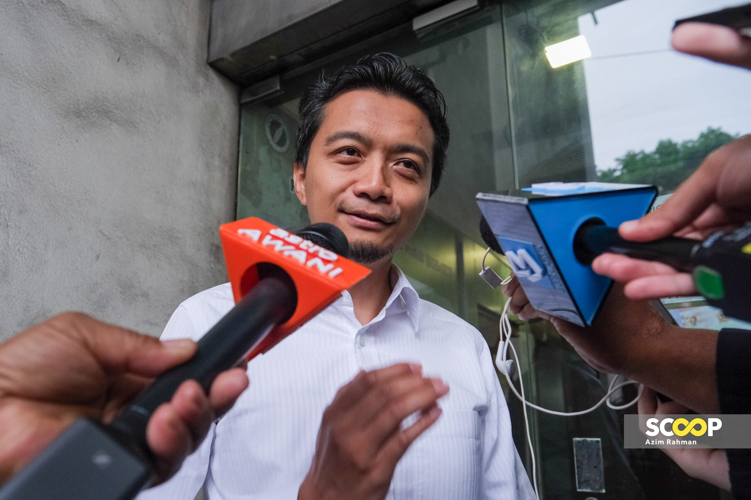 Hadi selesai beri keterangan, ‘ditanya banyak soalan’ | Scoop