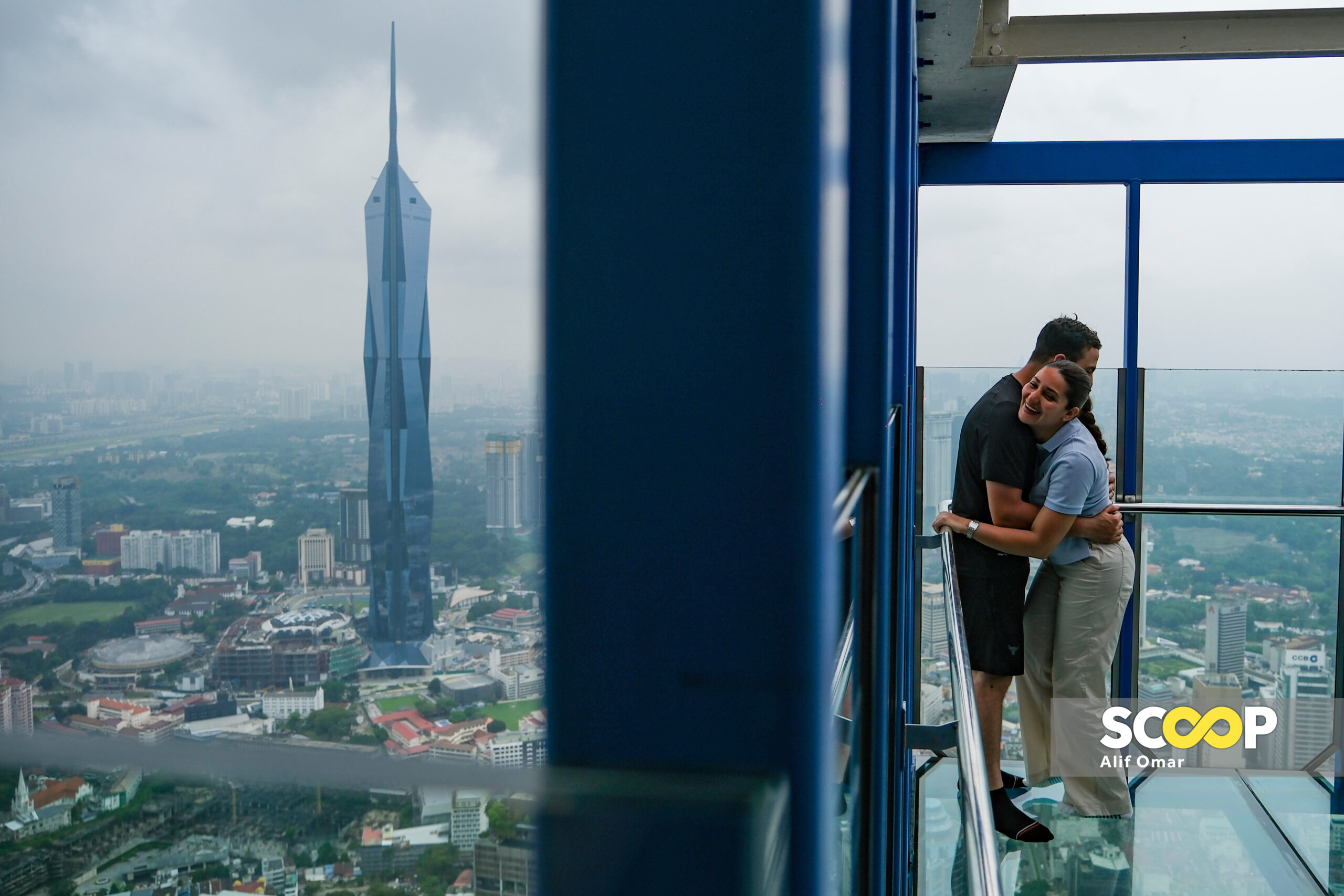 Photo of the Day: Love in the sky | Scoop