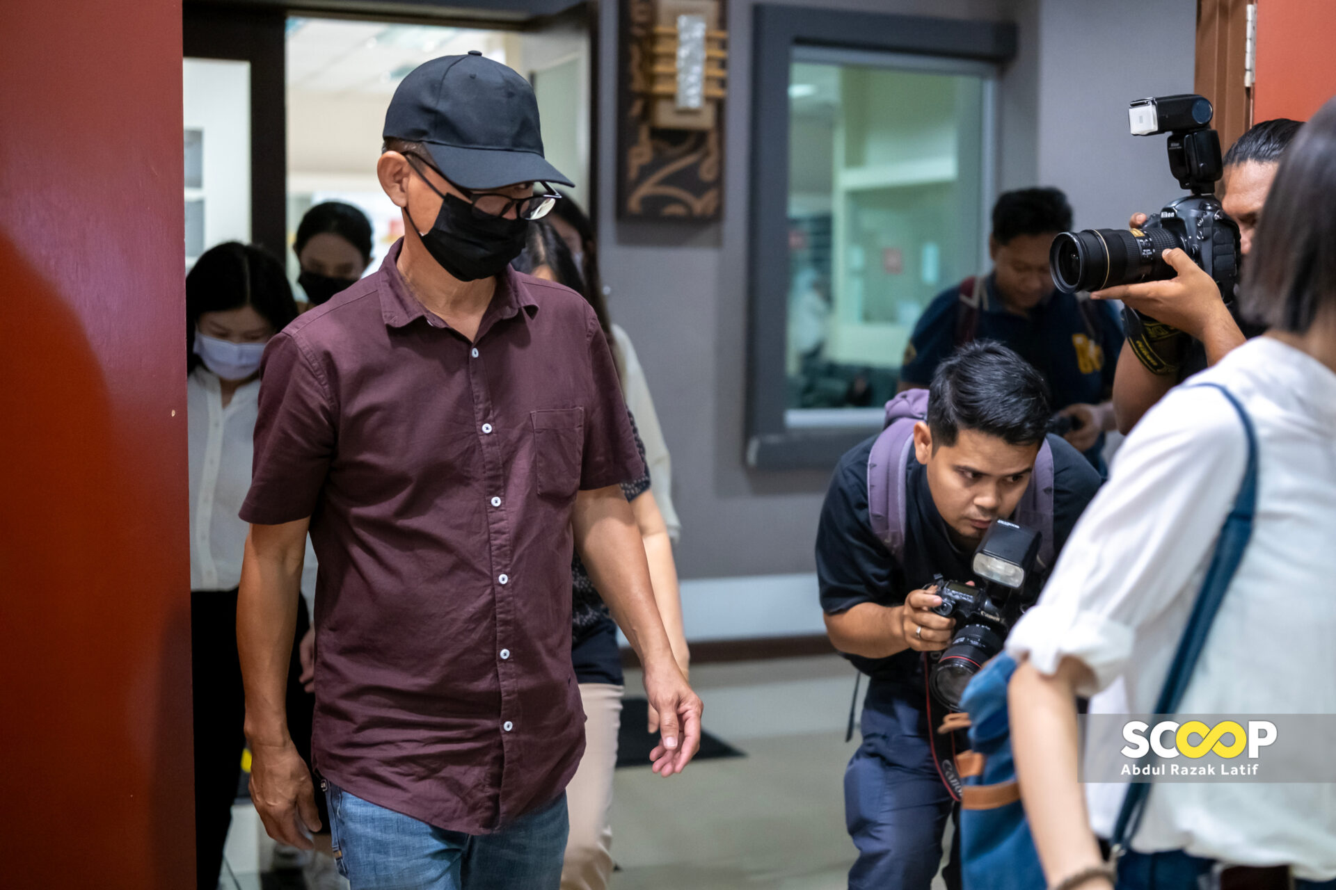 [UPDATED] KK Mart founder claims trial to charges on 'Allah'-printed ...