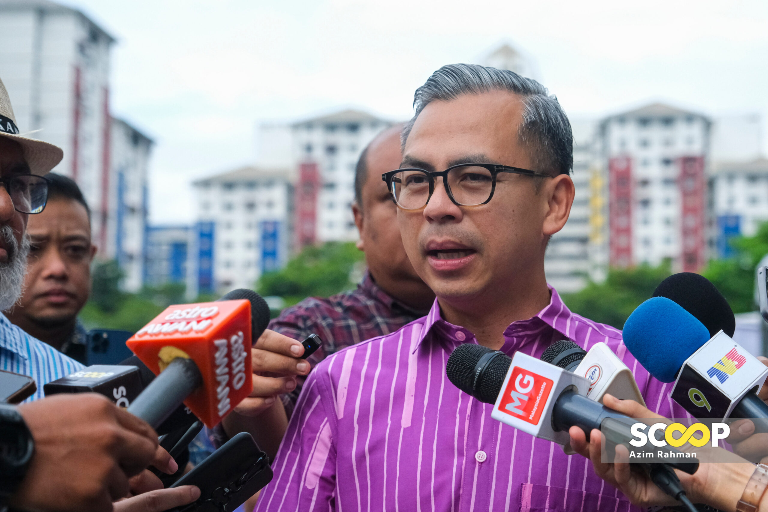 Avoid falling for online scams, Fahmi cautions civil servants ...