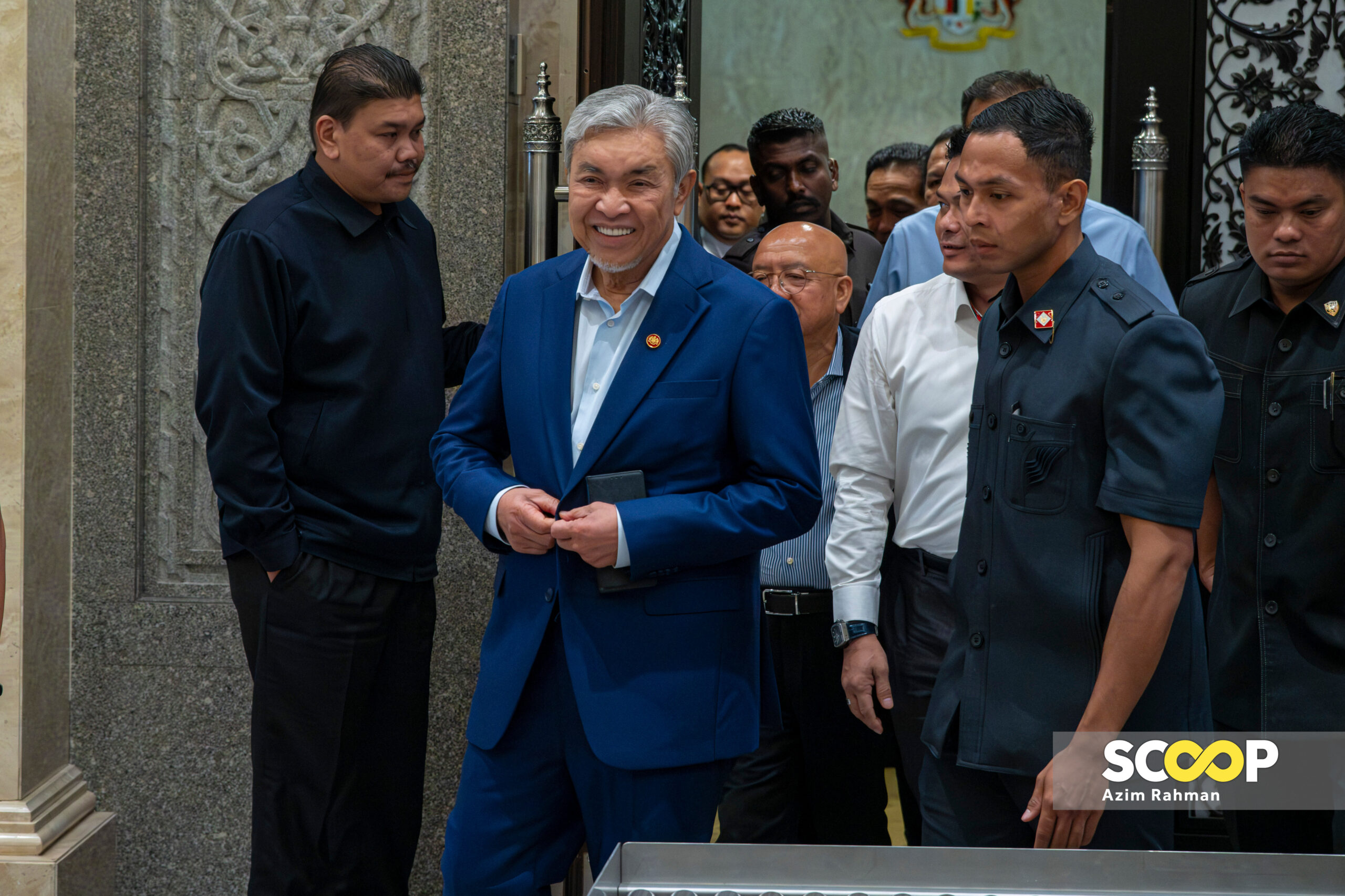 Zahid’s affidavit: Would the Madani government escape liability ...