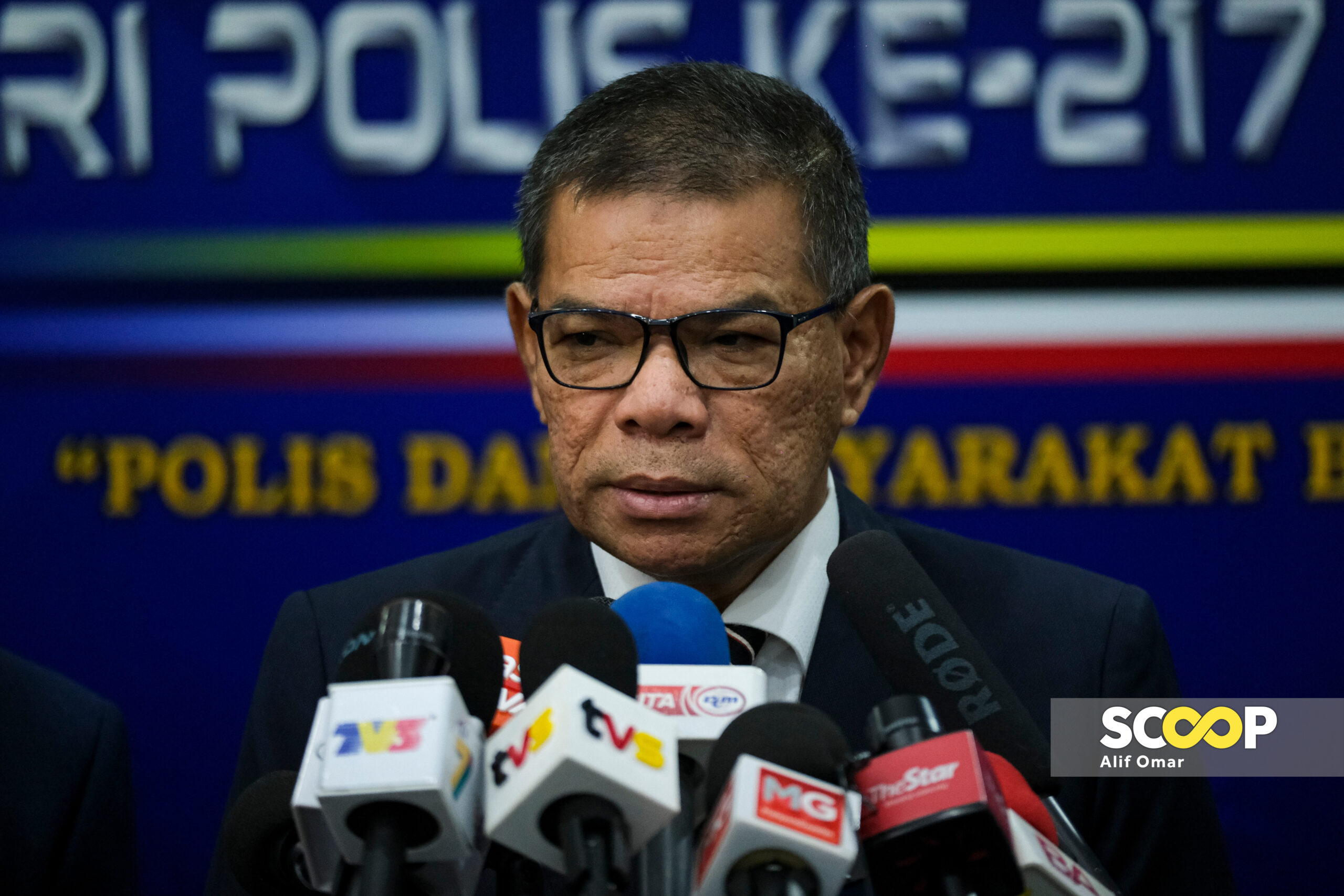 No loopholes: Israeli entered using French passport, says Saifuddin | Scoop