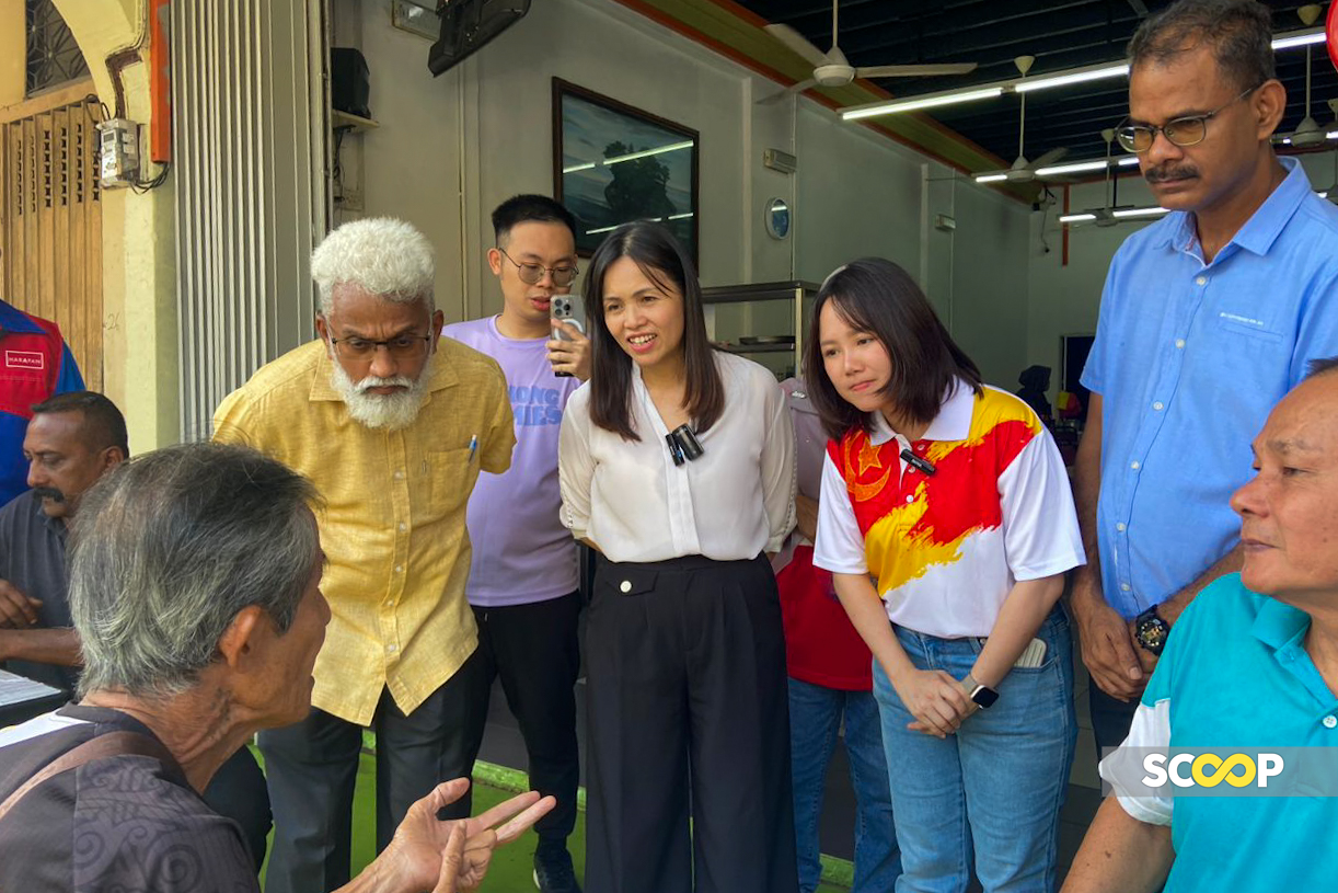 Pang remains unruffled as DAP, PAS lock horns over vernacular schooling ...