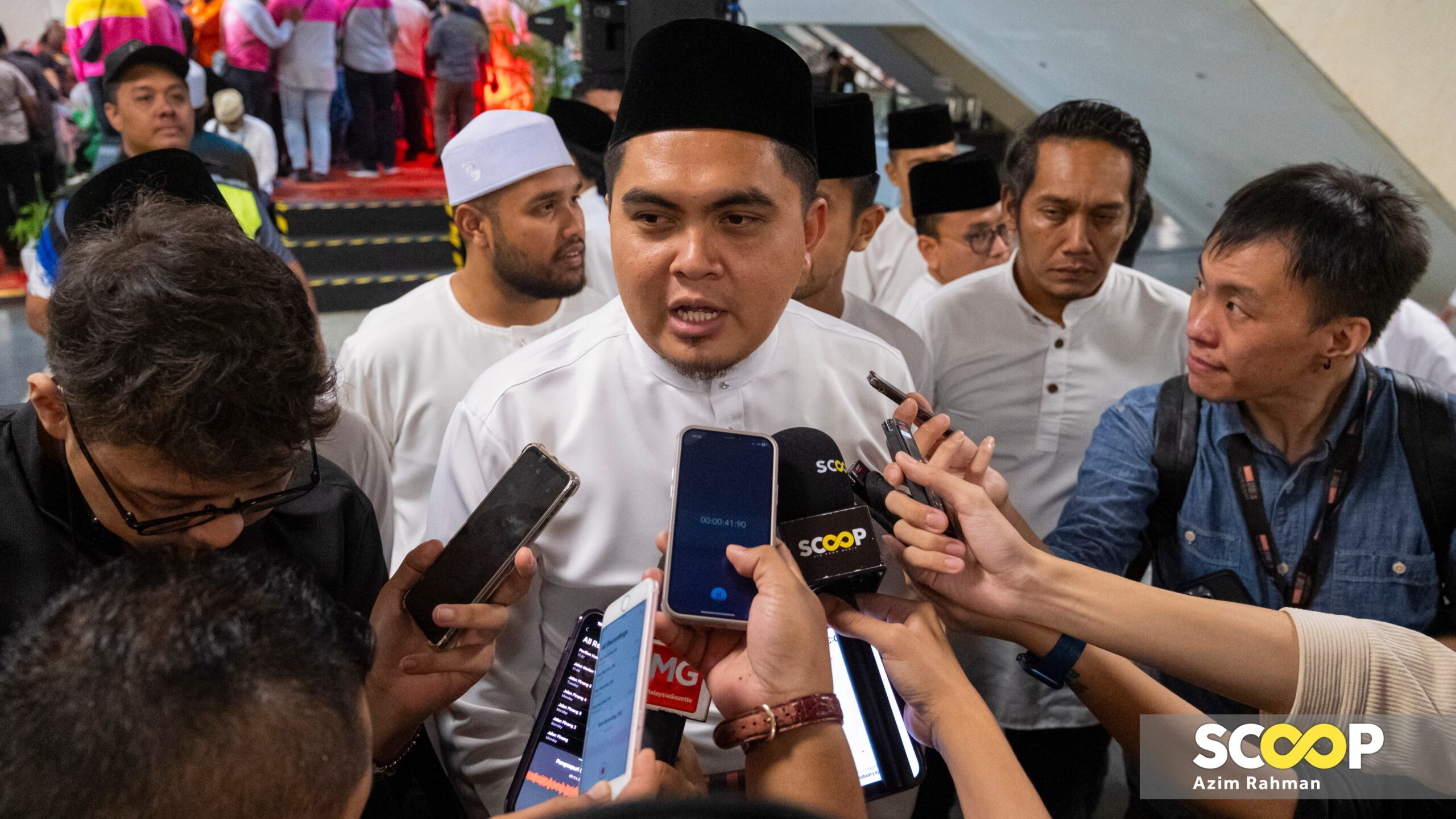 Police should not ‘turn a blind eye’ to Akmal’s ‘inflammatory’ social ...