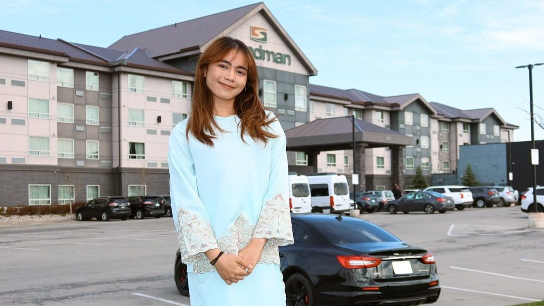 Nurul Izzah's bittersweet experience spending Hari Raya away from home ...