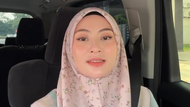 Datuk Red ceraikan Adira talak satu | Scoop