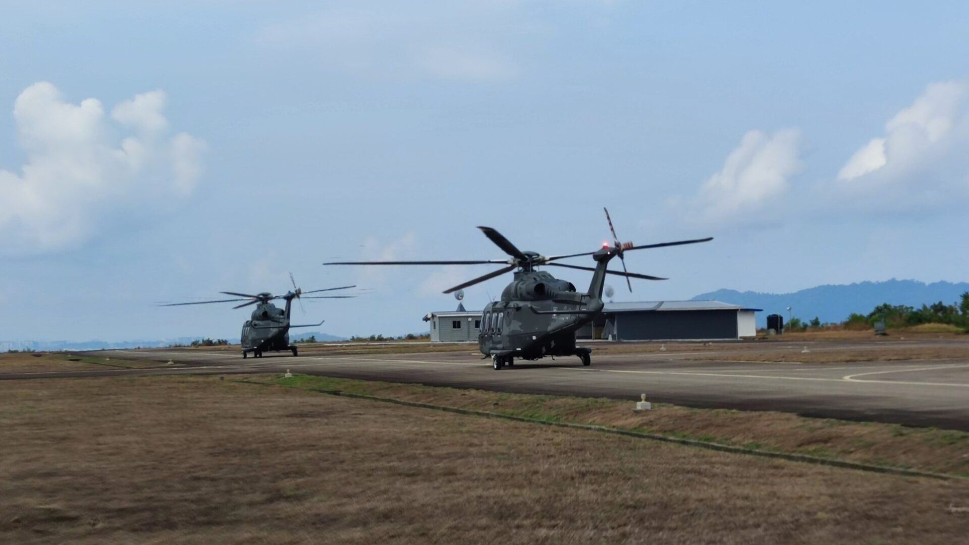 Military flight demos remain crucial despite Lumut helicopter tragedy ...