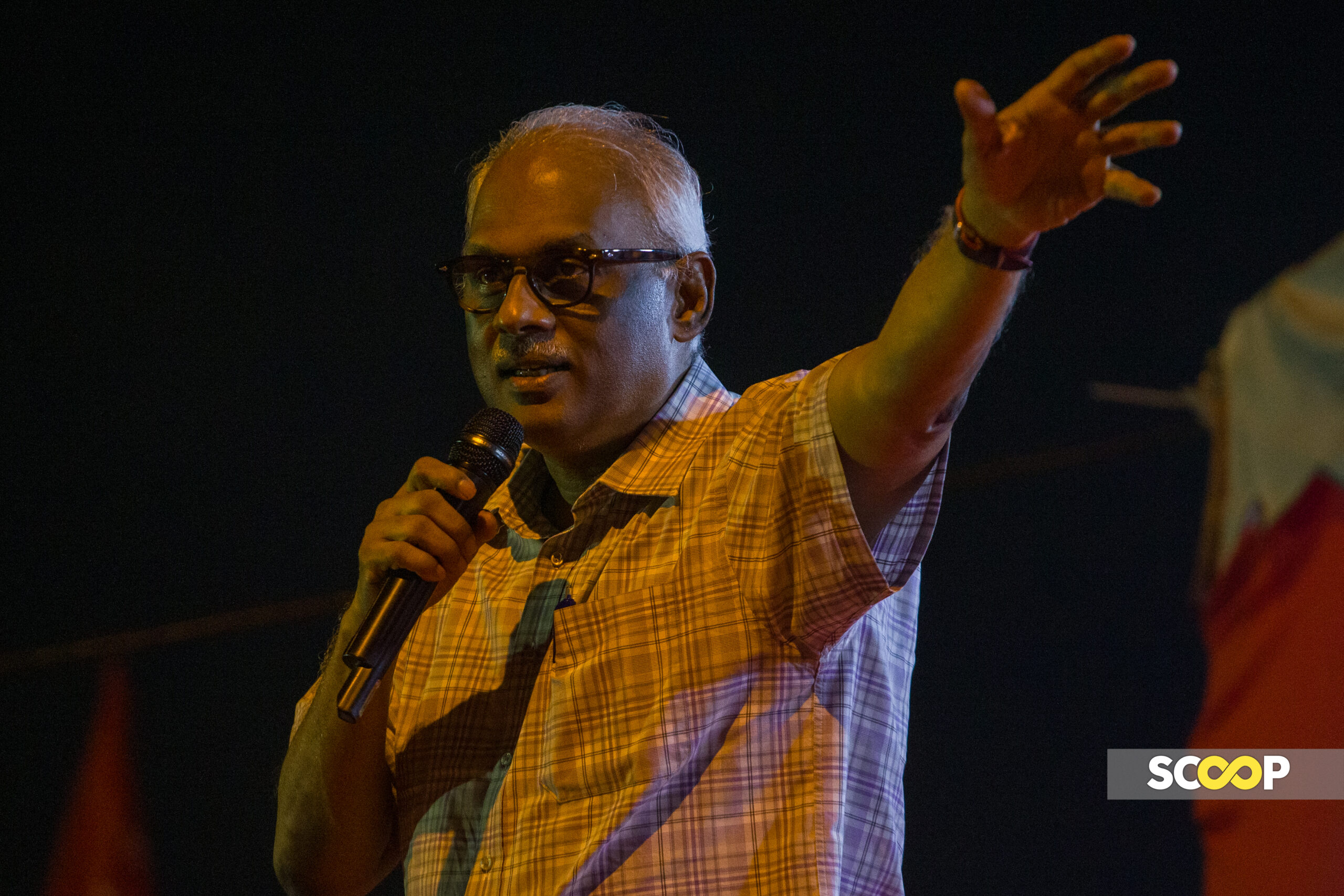 Leaders bicker while Indians suffer, Santiago slams fellow politicians ...