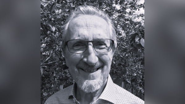 Warga emas meninggal dunia dalam pesawat SQ321 disahkan pengarah teater ...