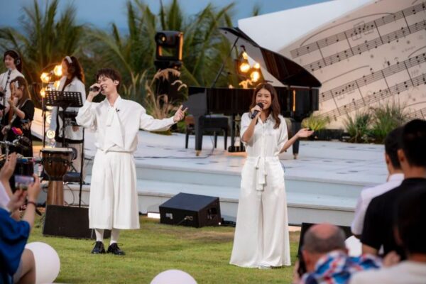 Wau Bulan popularkan Kat Roshan, Meer Nash di China | Scoop