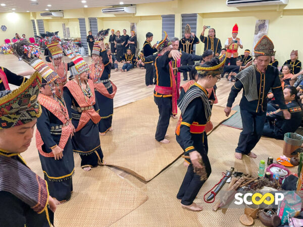Last of the Kaamatan Bobohizan: traditions fade away as modernisation ...