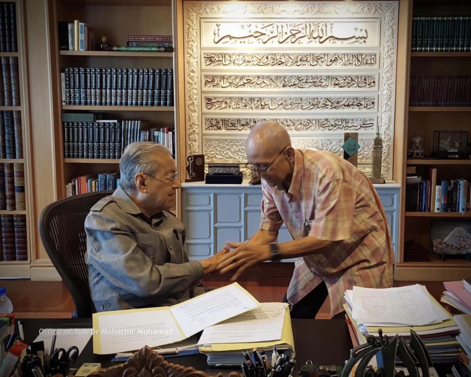 Dr Mahathir mourns loss of ‘loyal assistant’ and ‘very good friend’ | Scoop