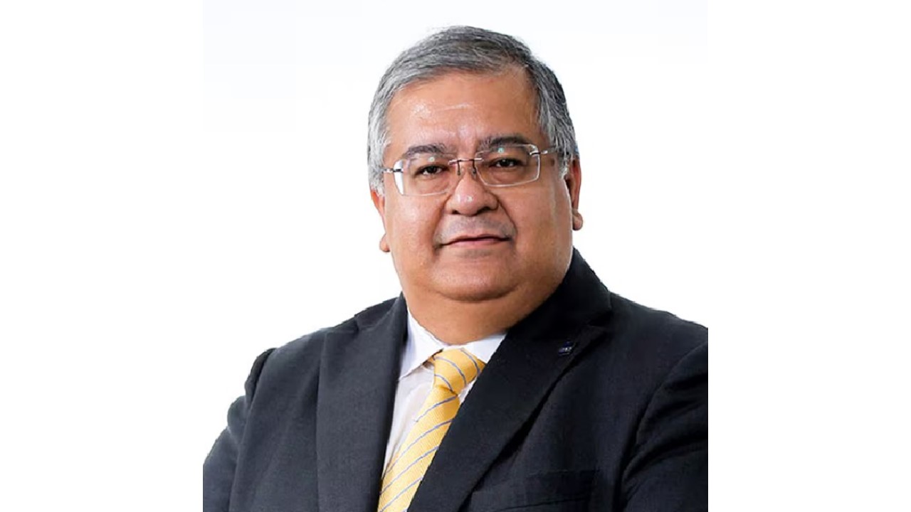 Datuk Mohammad Faiz Azmi as new executive chairman of SC effective June 16 2024 | Scoop