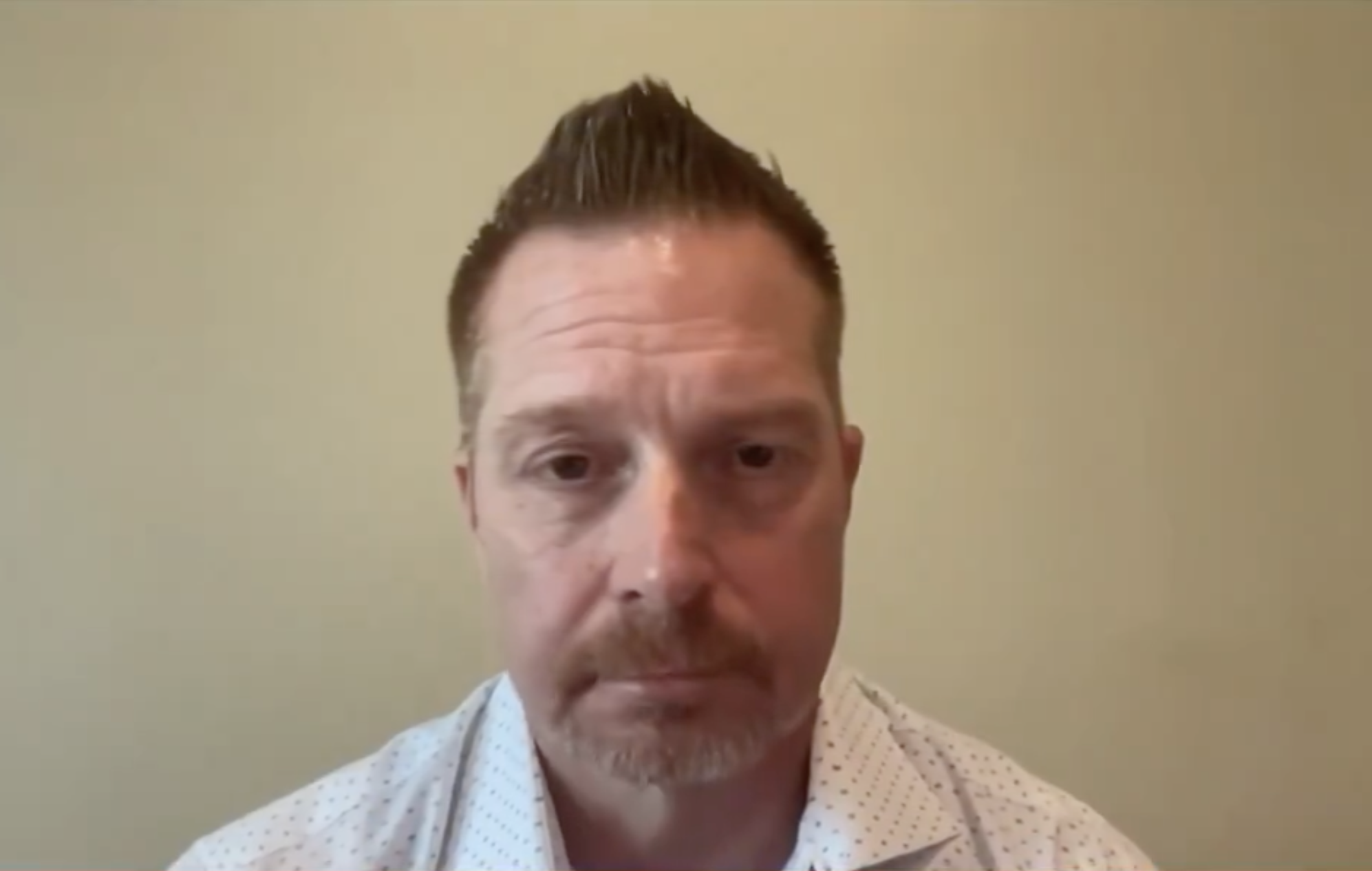 CrowdStrike CEO stammers with tough questions after software update ...