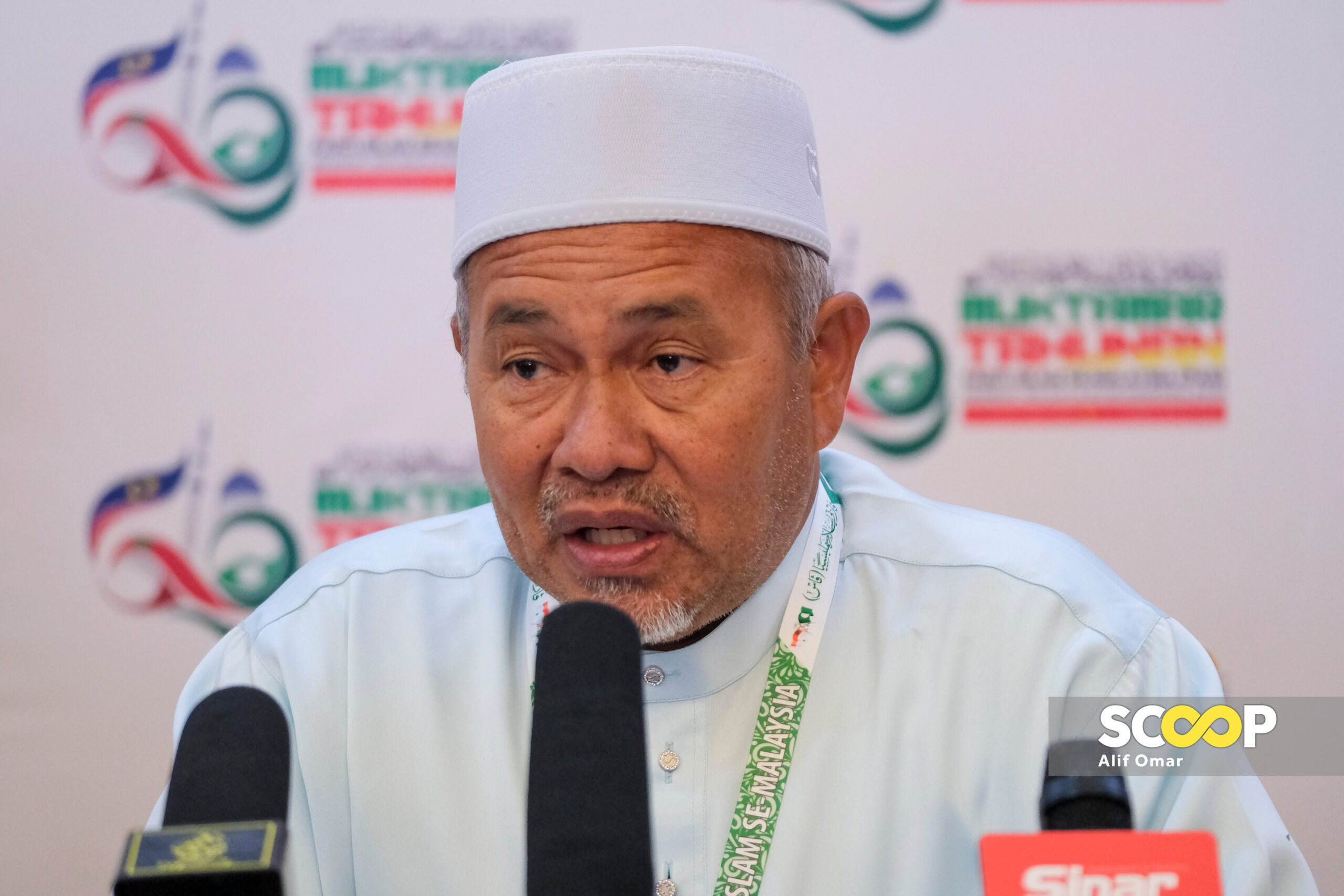 Kerajaan perlu konsisten dalam keputusan melarang komik tulisan bekas ...