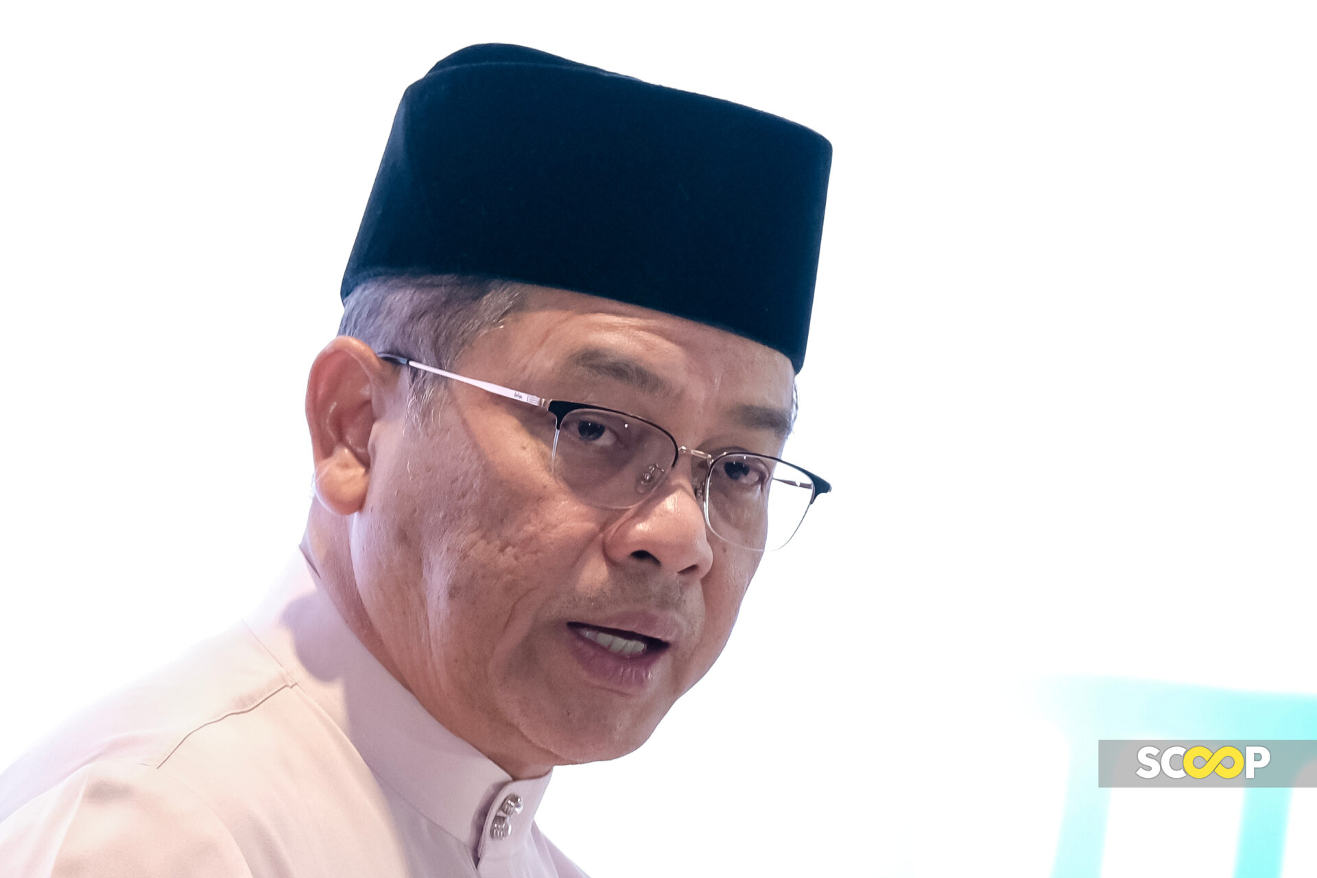 Menteri Agama harap Raja Bomoh segera bertaubat | Scoop